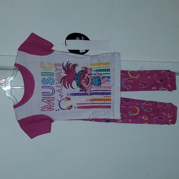 Dreamworks | Pajamas | 52 Trolls Pajamas | Poshmark